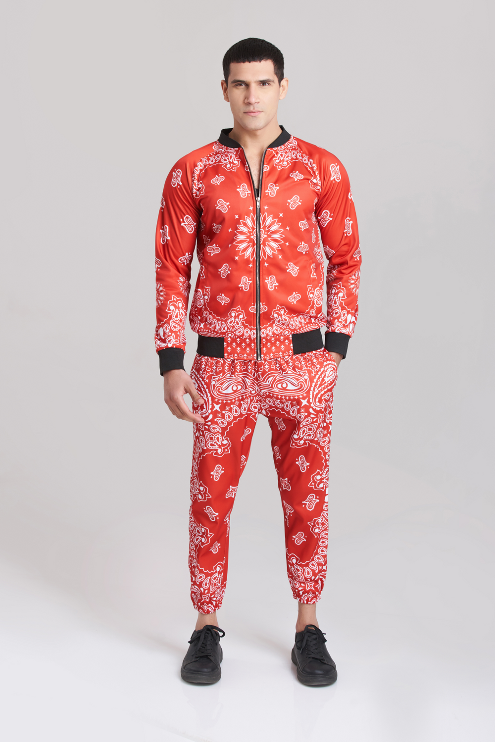 Winter tracksuits for mens and discover our best tracksuits online